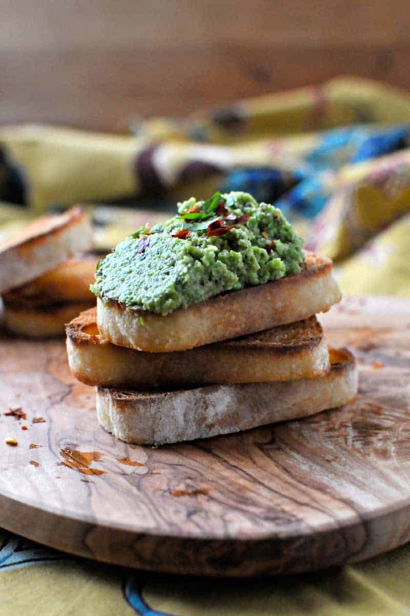 Minted Spring Pea Paté on Crostini (also, #HeatWave2013) - the pig & quill
