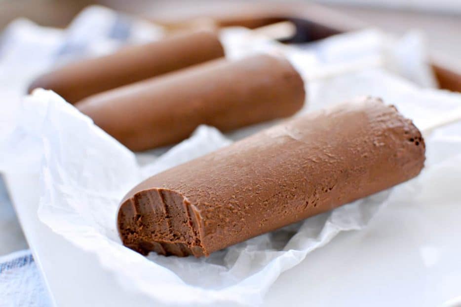 Mexican Mocha Fudge Pops (vegan) - for Popsicle Week! - the pig & quill