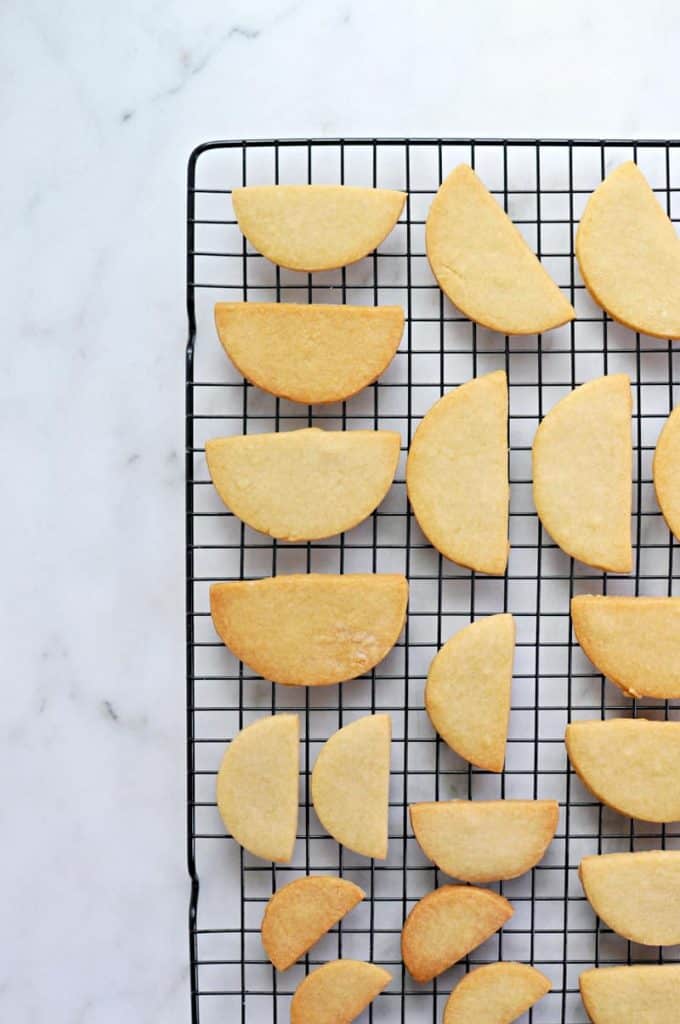 4-Ingredient Rolled Sugar Cookies (Egg-Free) - the pig & quill